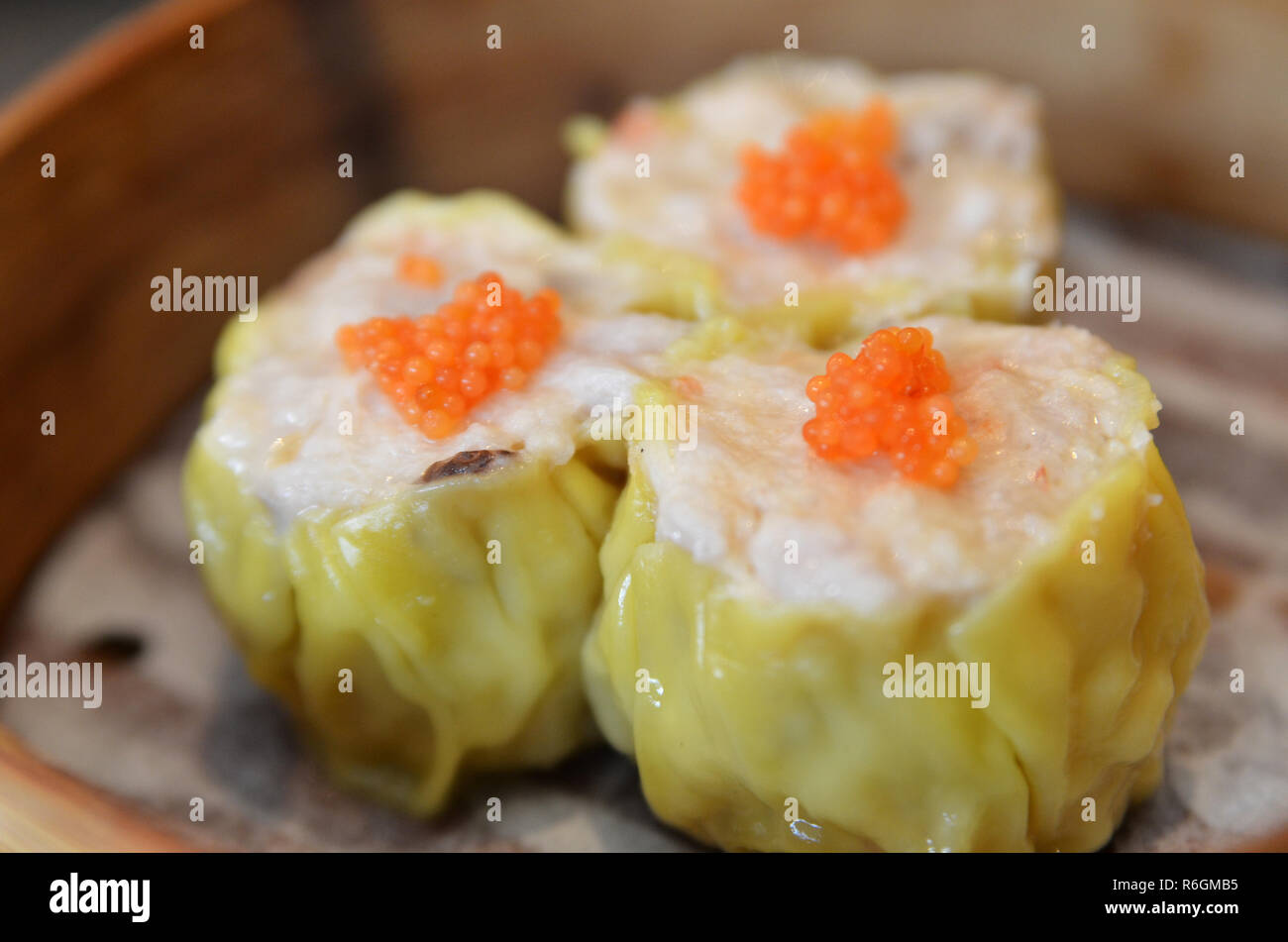 Siomai shrimp hi-res stock photography and images - Alamy