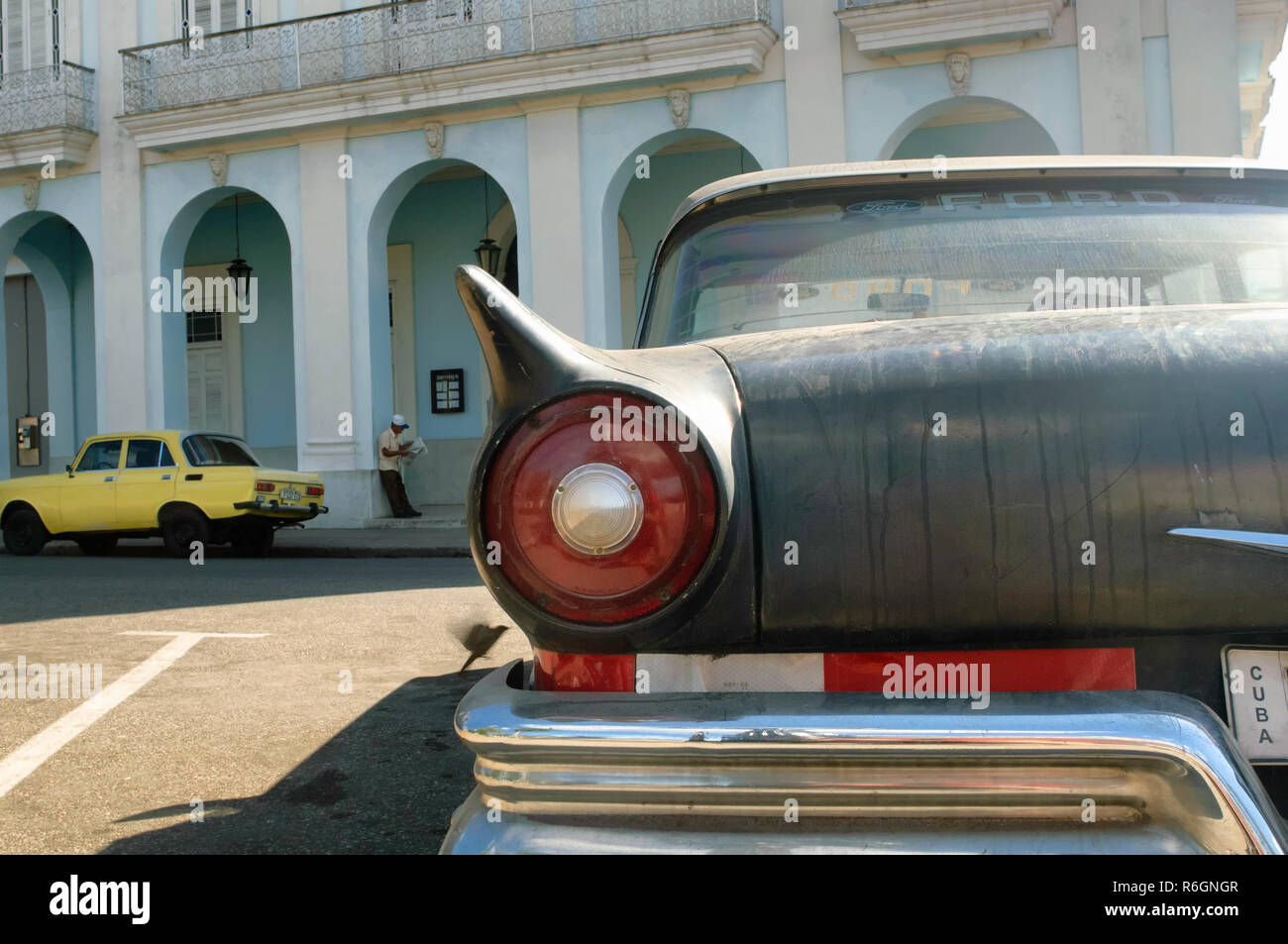 Old russian moskvich car hi-res stock photography and images - Alamy