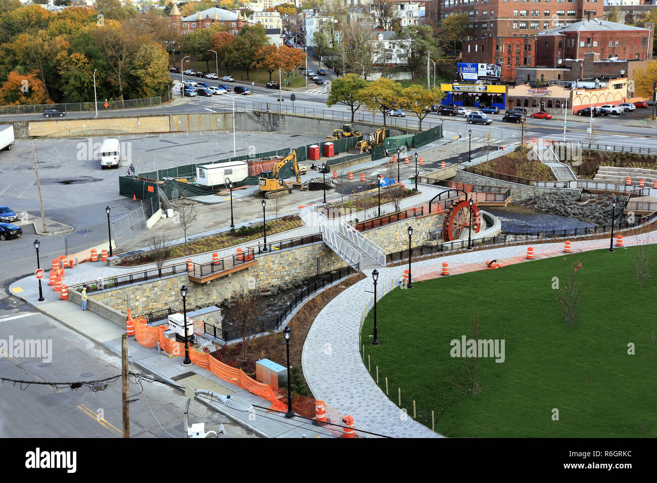 New parking lot construction hi-res stock photography and images - Alamy