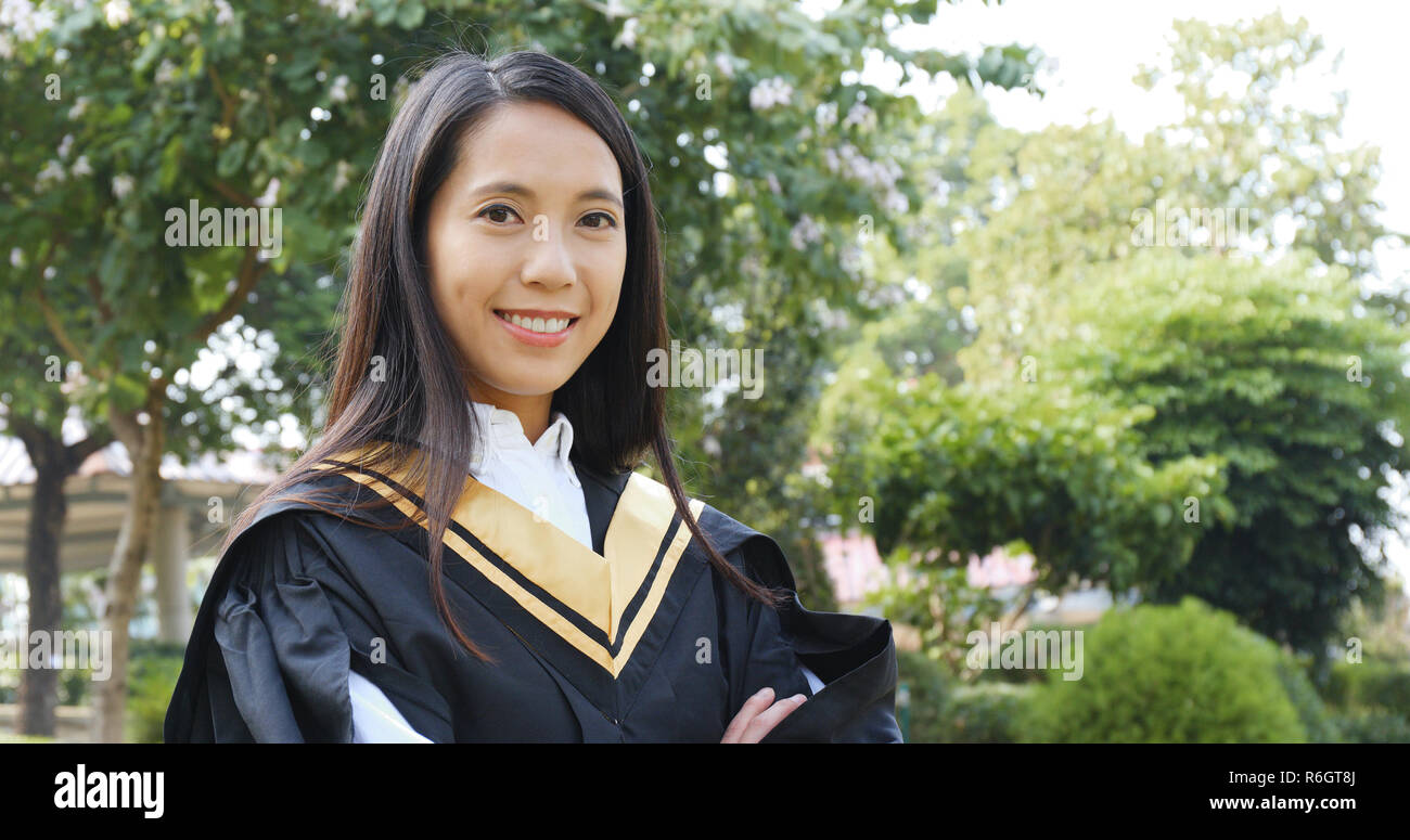 Asian woman graduation Stock Photo - Alamy