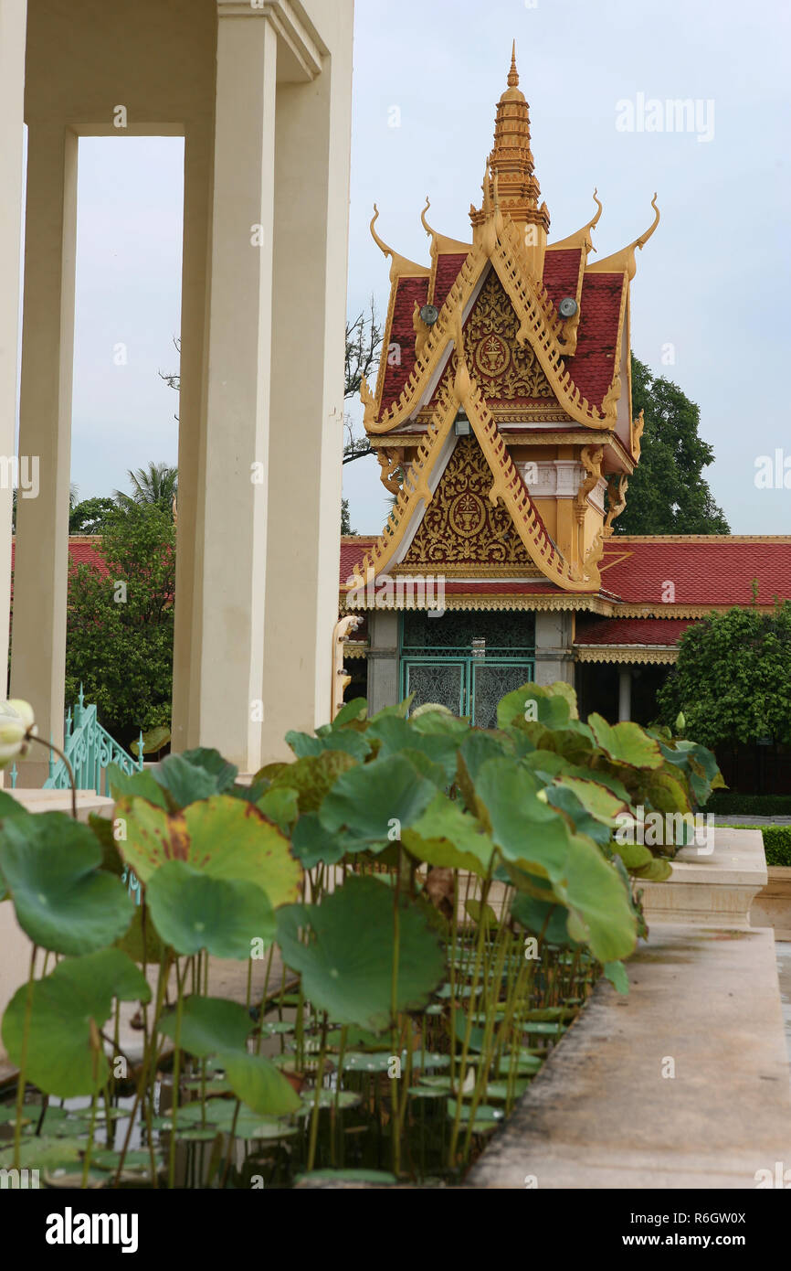 Ornate gateway entrance to the Silver Pagoda complex, Phnom Penh ...