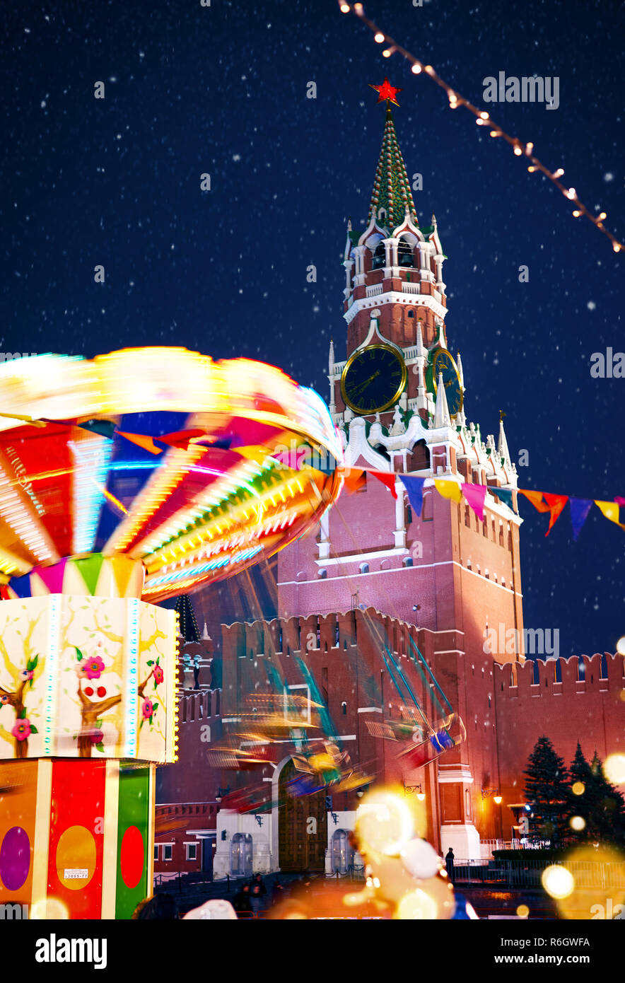 Kremlin tower hi-res stock photography and images - Alamy