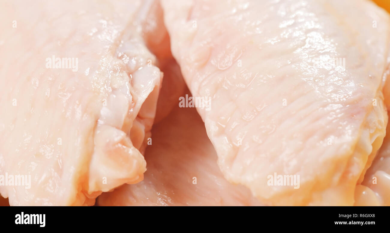 Raw chicken wing Stock Photo - Alamy