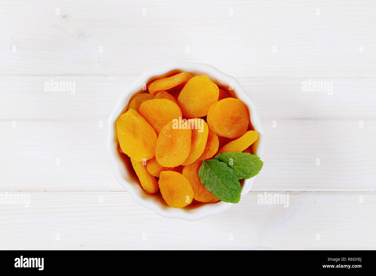 Overhead shot ripe apricots hi-res stock photography and images - Alamy