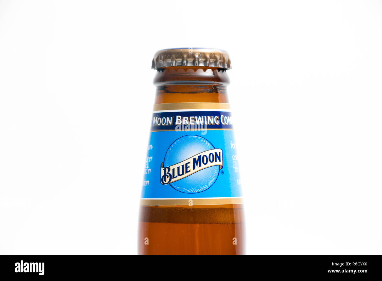 Blue moon beer hi-res stock photography and images - Alamy