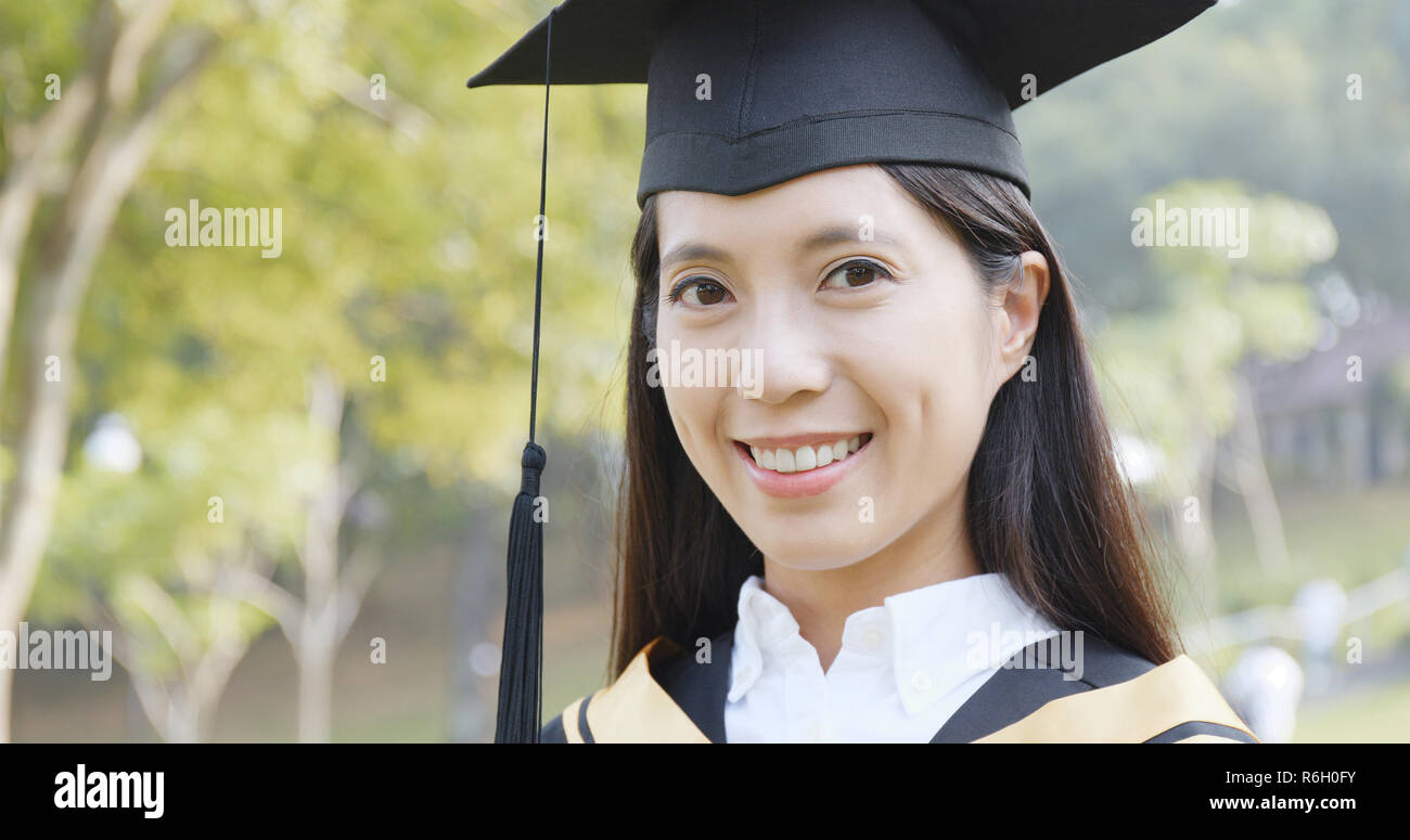Asian young woman graduation Stock Photo - Alamy