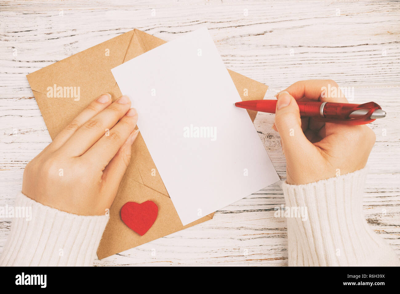 Girl writing love letter hi-res stock photography and images - Alamy