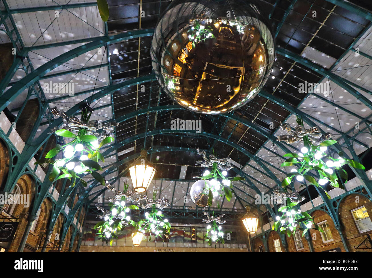 Christmas decorations londons covent hi-res stock photography and ...