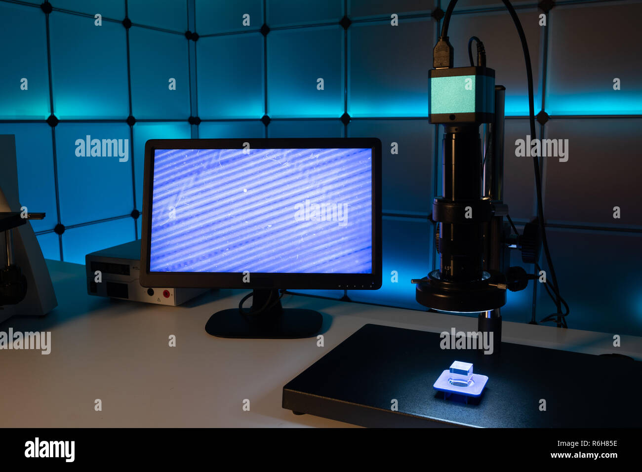 Quality control of 3D printing in the laboratory Stock Photo - Alamy