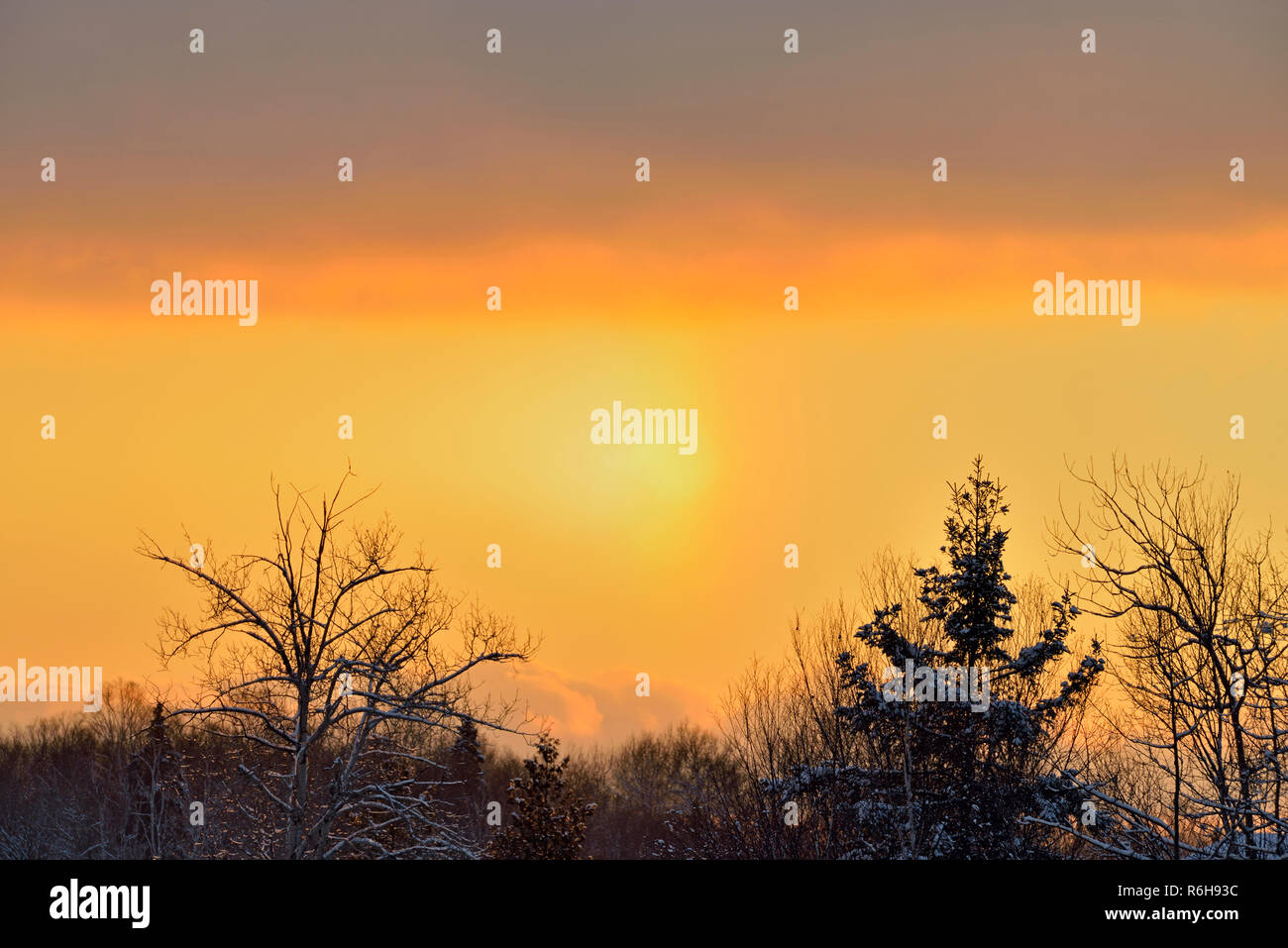 Early winter sunset hi-res stock photography and images - Alamy