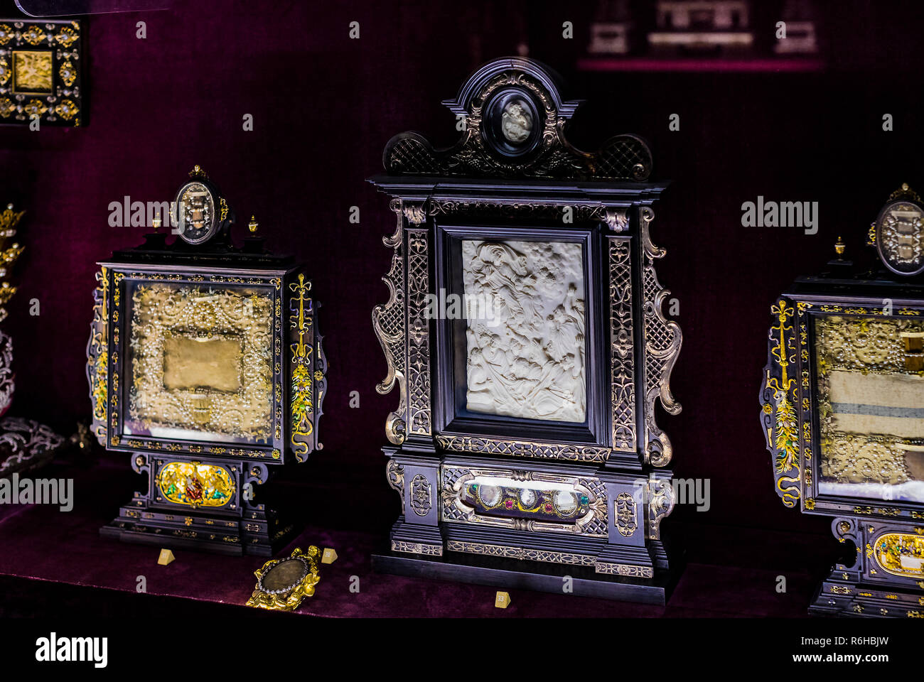 Munich residenz relics hi-res stock photography and images - Alamy