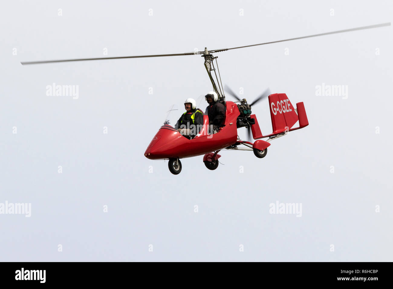 Tandem autogyro hi-res stock photography and images - Alamy