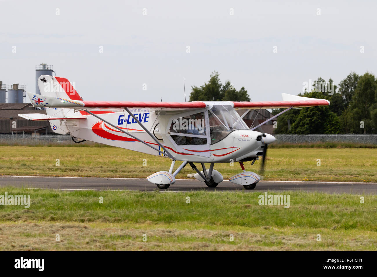 Hawk nose hi-res stock photography and images - Alamy