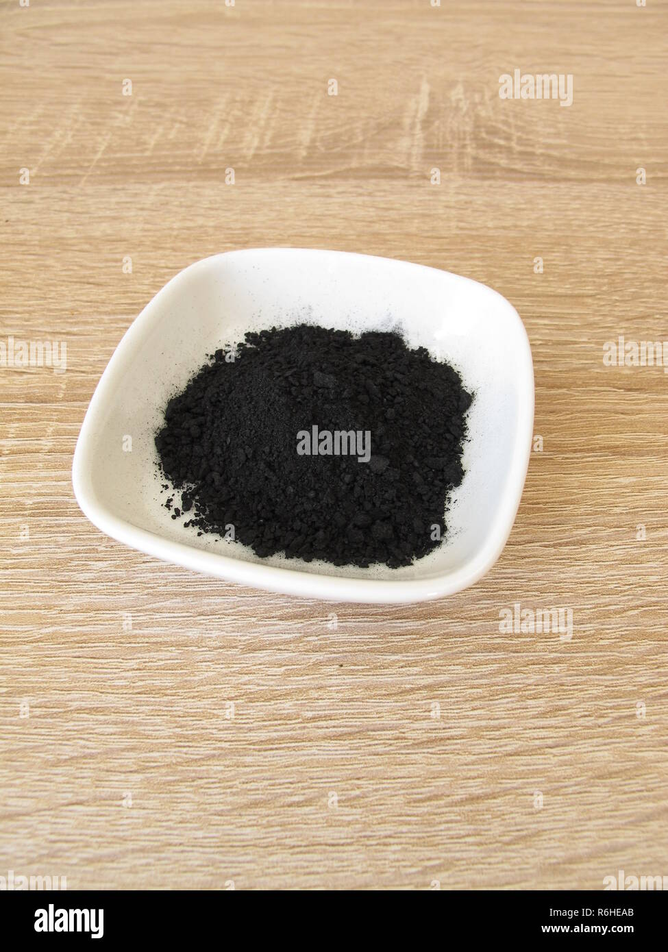 Black carbon powder hi-res stock photography and images - Alamy