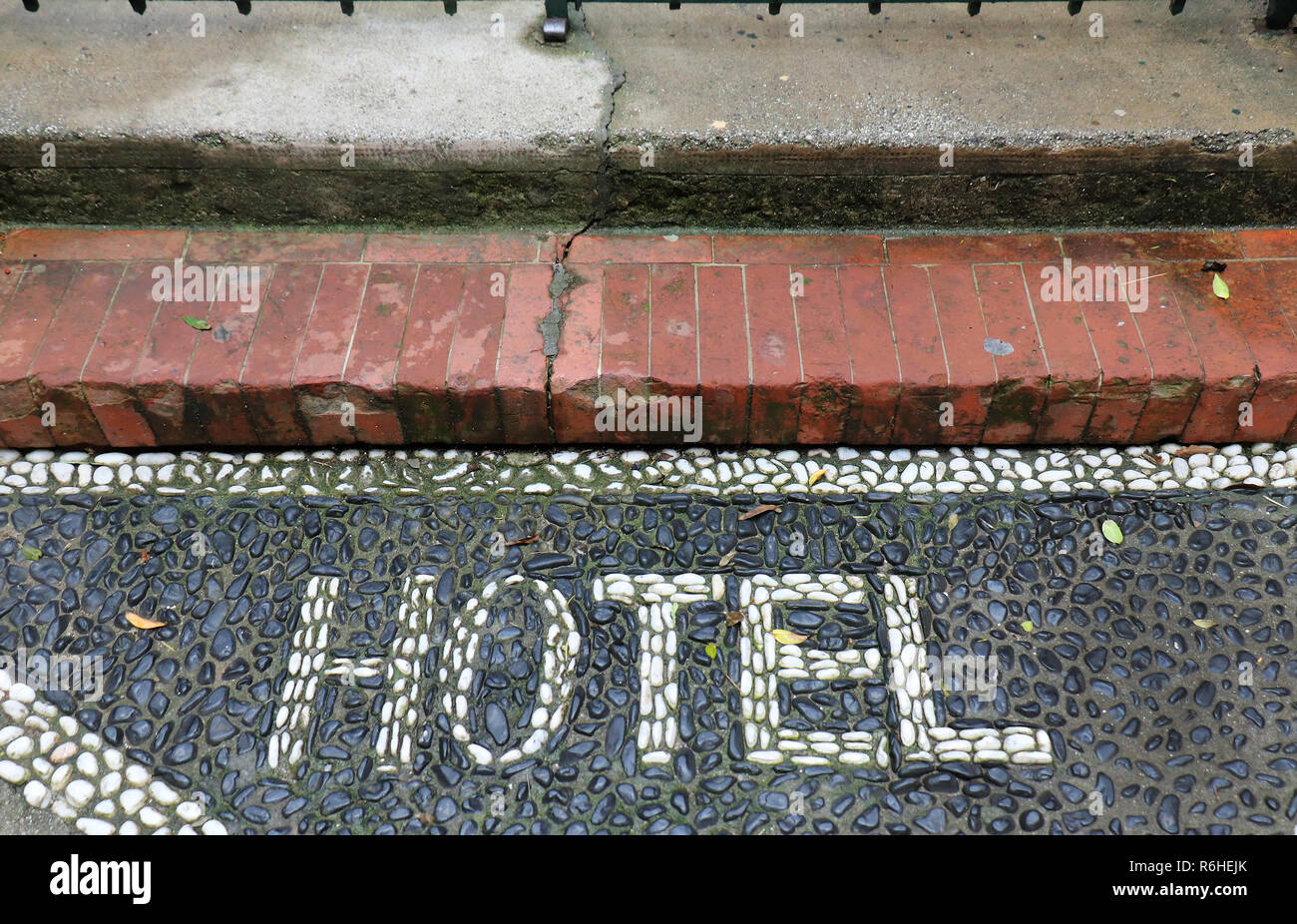 Hotel entrance sign Stock Photo - Alamy