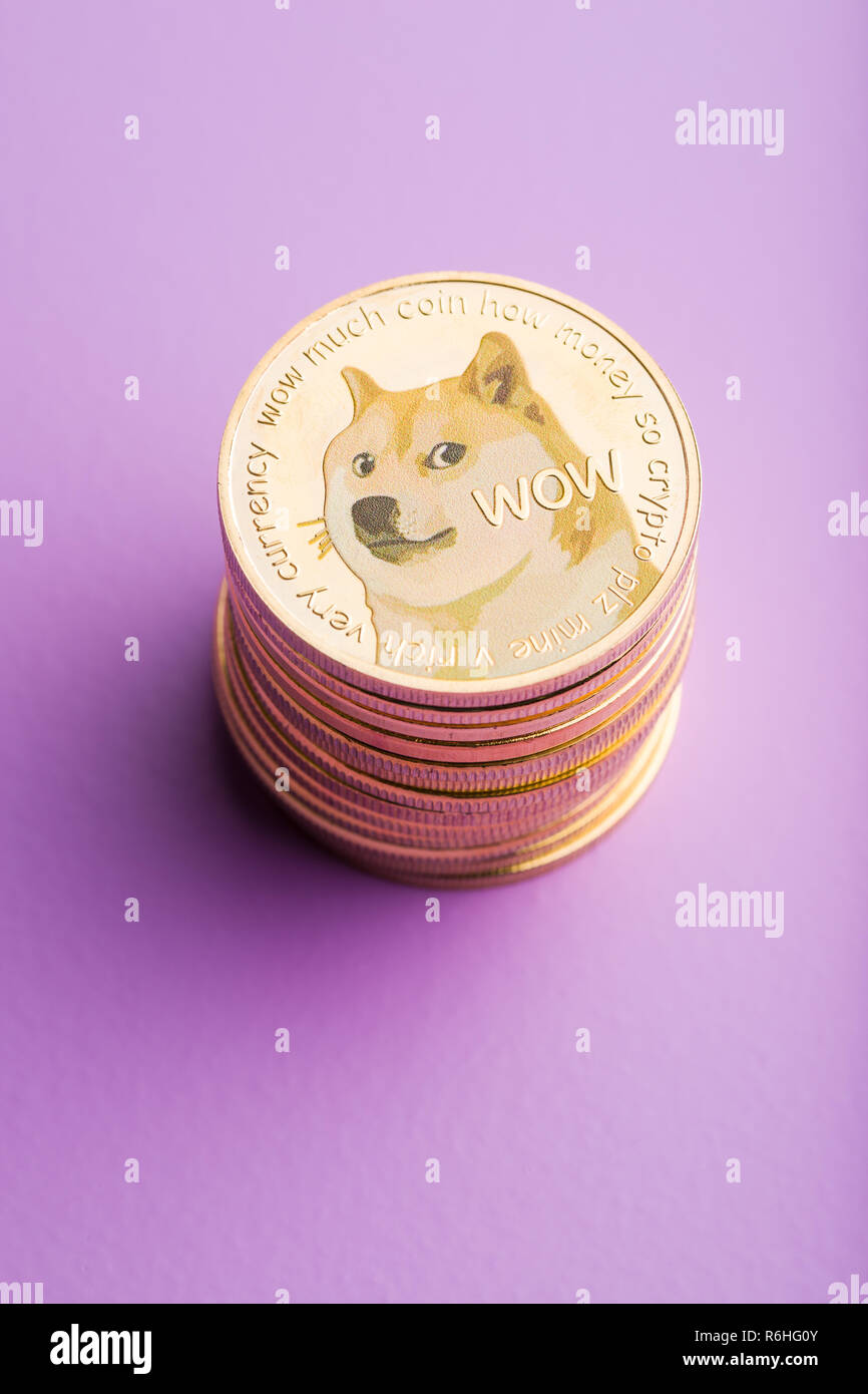 Brass Dogecoin High Resolution Stock Photography and Images - Alamy