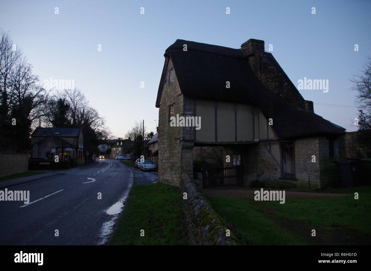 Long Compton. The Macmillan Way. Long-distance trail. Warwickshire ...