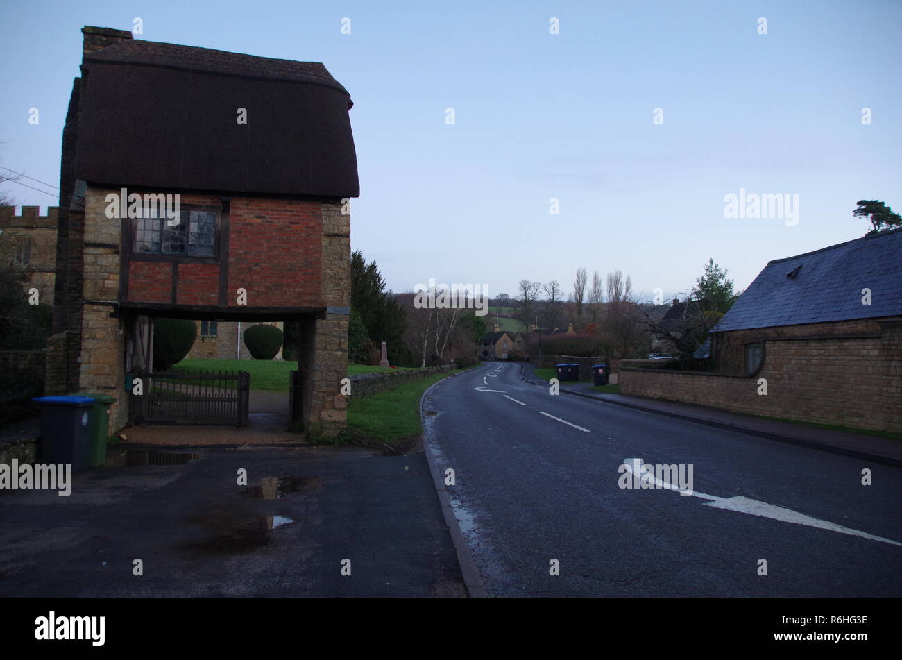 Long Compton. The Macmillan Way. Long-distance trail. Warwickshire ...