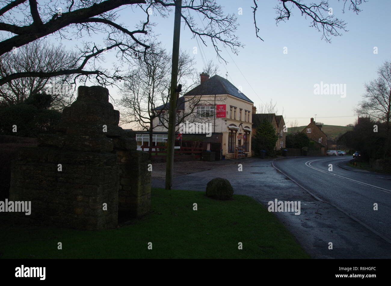 Long Compton. The Macmillan Way. Long-distance trail. Warwickshire ...