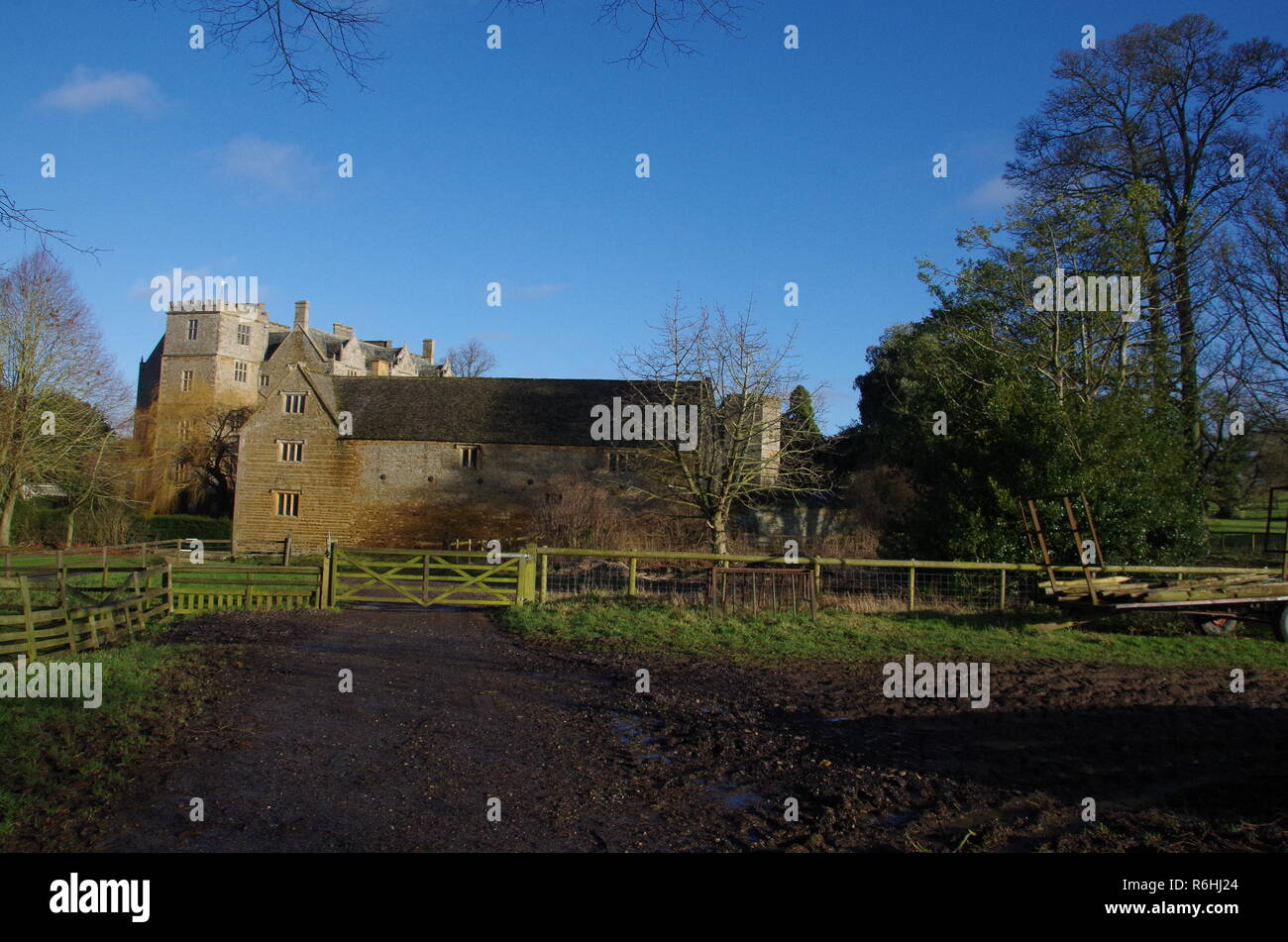 Chastleton House. Chastleton. The Macmillan Way. Long-distance trail ...