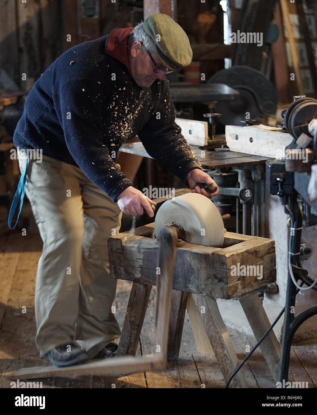 Pedal operated hi-res stock photography and images - Alamy