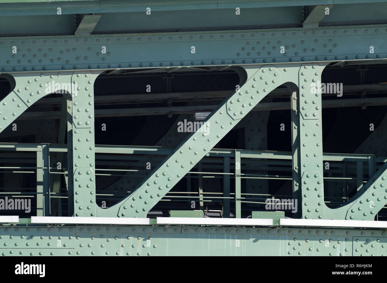 reinforced support of iron beams.The design allows you to withstand ...
