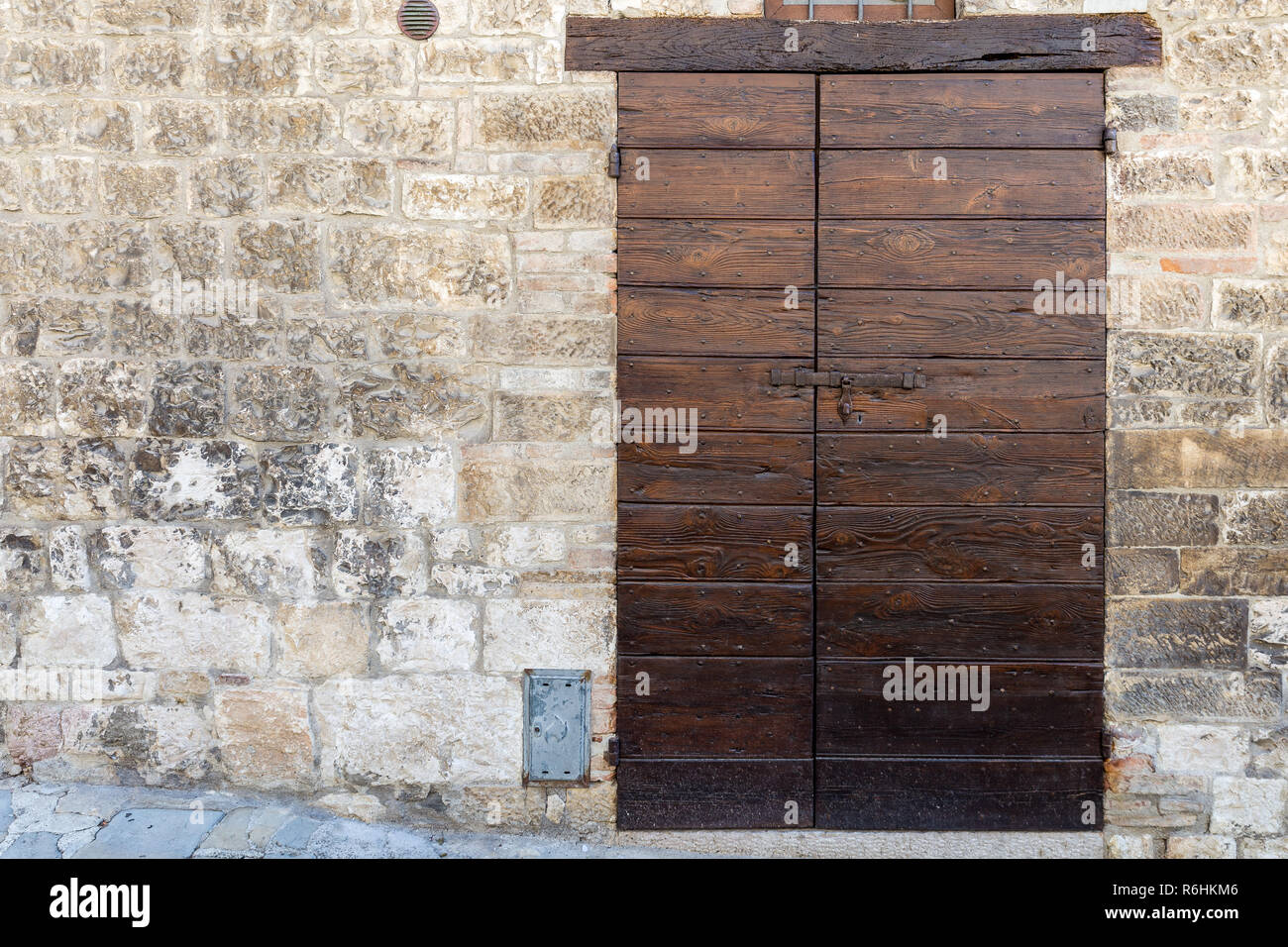 Medieval wall window Stock Photo - Alamy