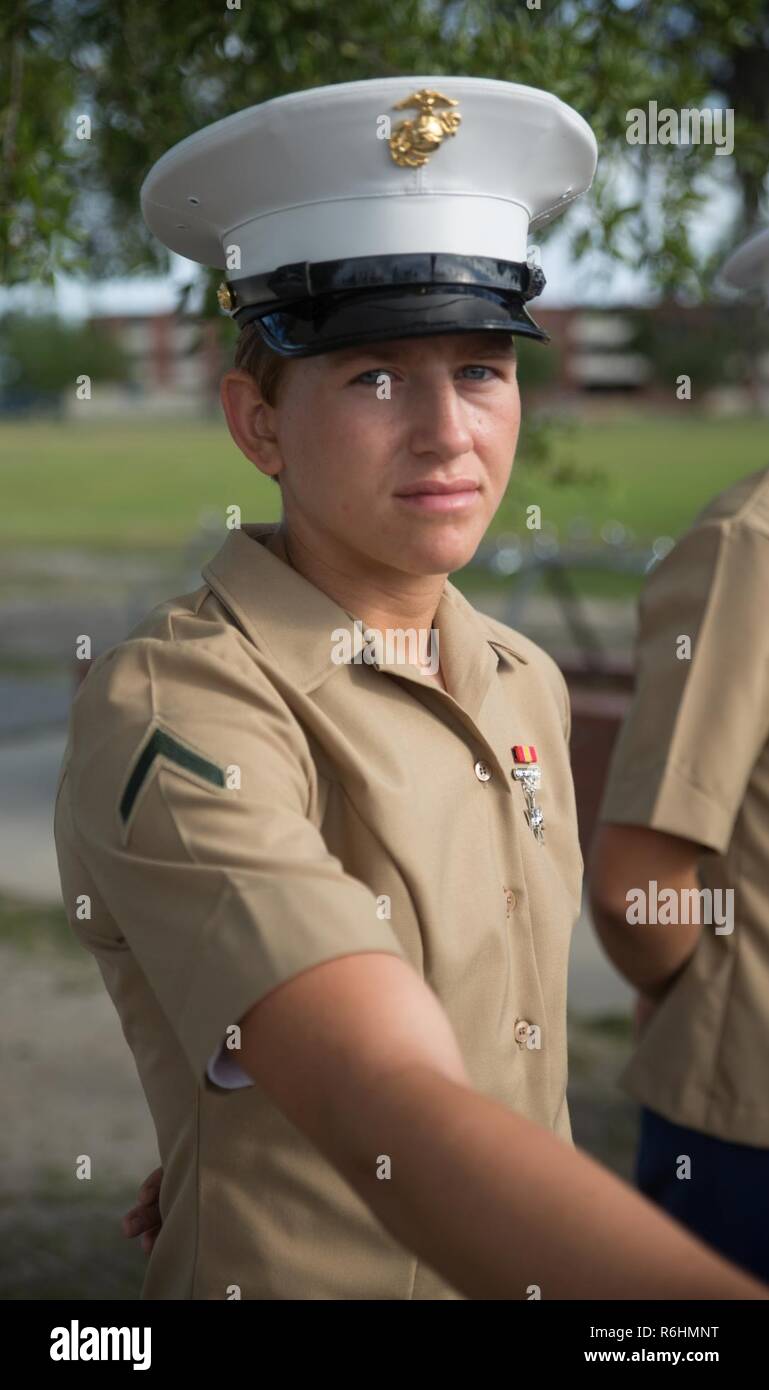 Pfc. Hannah B. Jewell, honor graduate for Platoon 4019, November ...