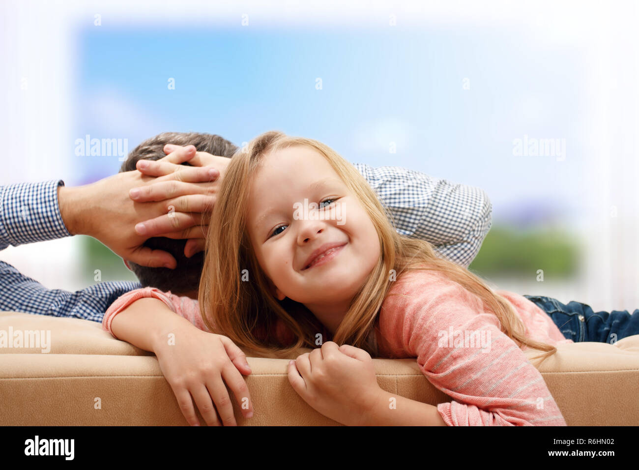 Back view father little daughter hi-res stock photography and images ...