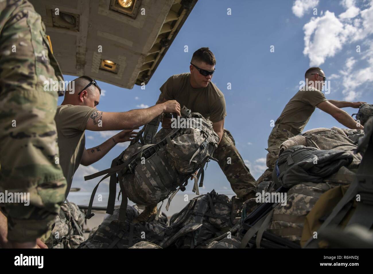 Soldiers from 2nd Battalion, 153rd Infantry Regiment, 39th Infantry ...