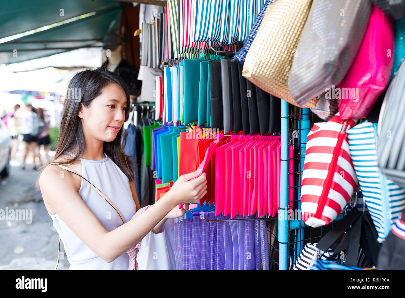 Woman go shopping Stock Photo - Alamy