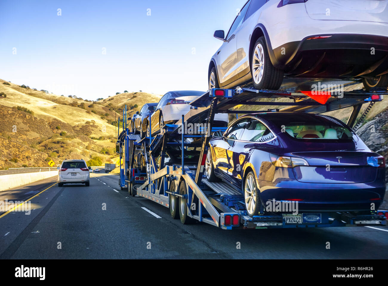 Tesla model 3 hi-res stock photography and images - Alamy