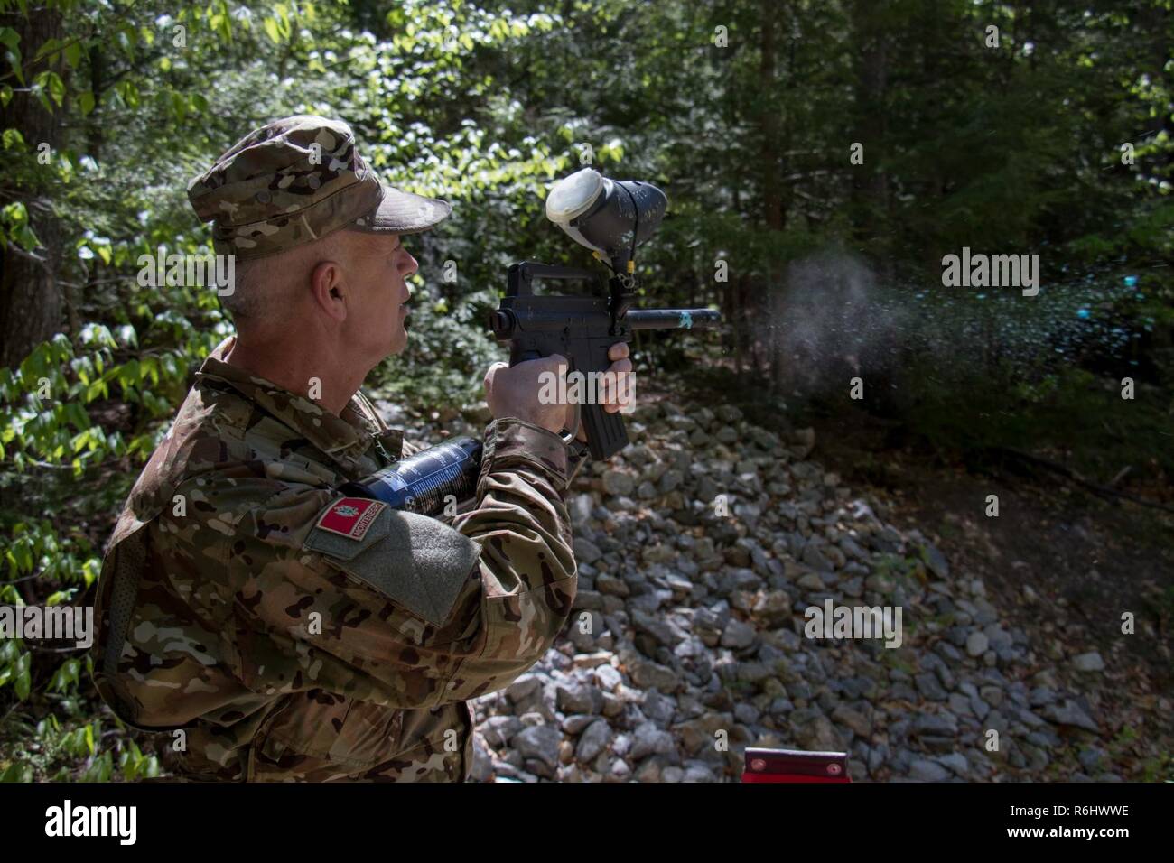 Montenegrin soldiers hi-res stock photography and images - Alamy