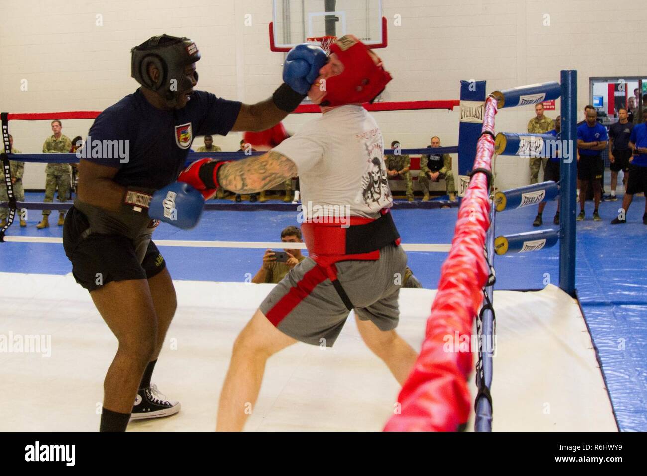 Paratroopers assigned to 82nd Airborne Division compete in a boxing ...