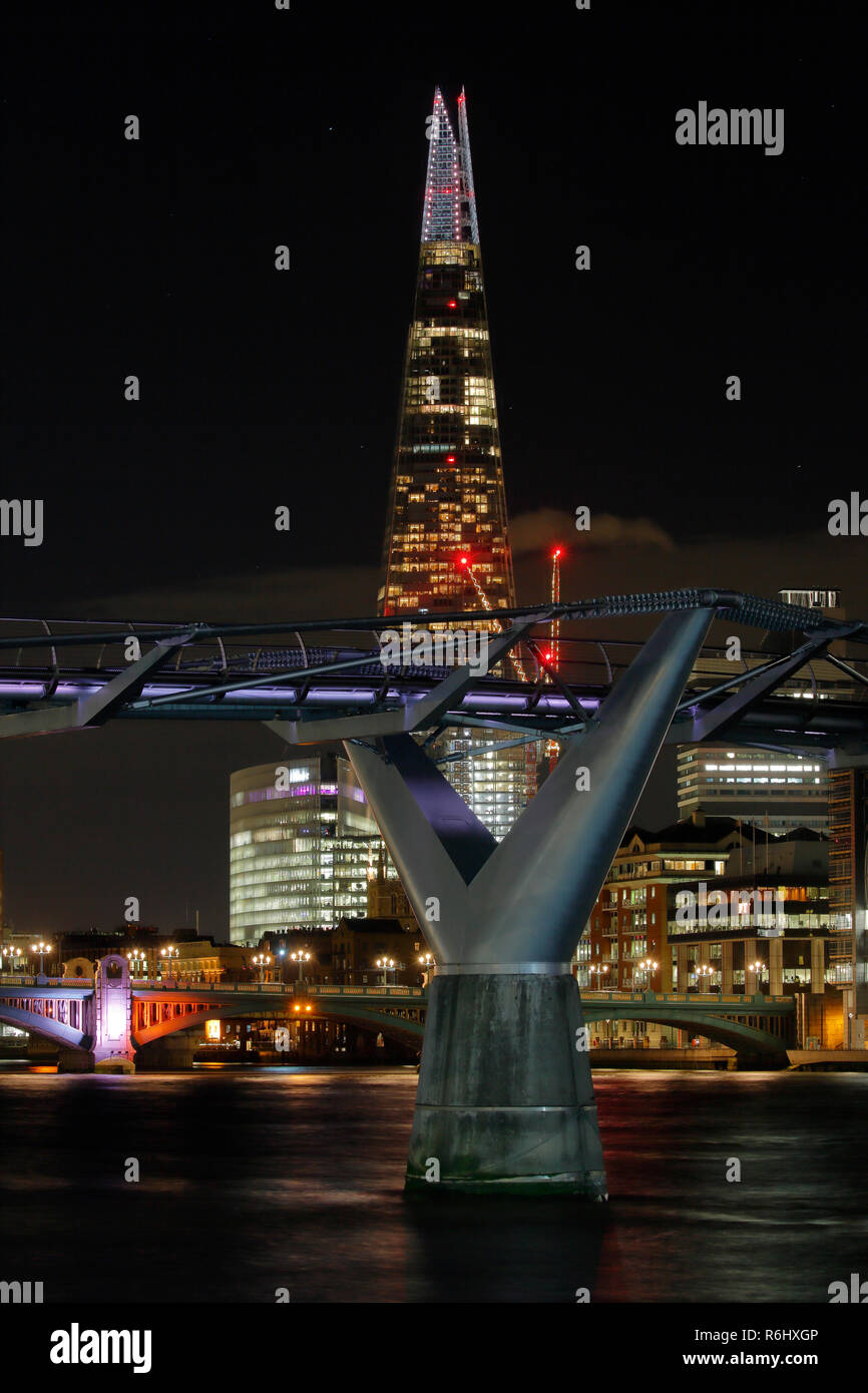 London, UK. 3rd Dec 2018. The Shard London Christmas light show 2018 ...