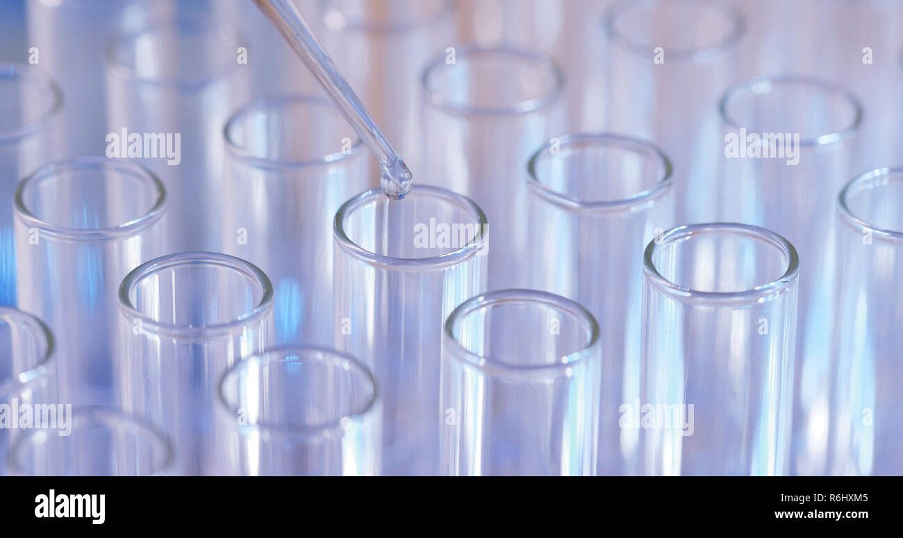 Test tubes filled with water hi-res stock photography and images - Alamy