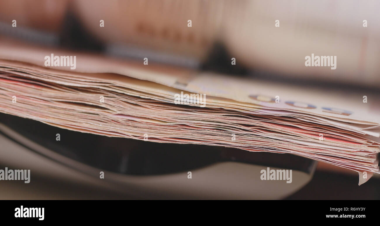 Cash counting machine Stock Photo - Alamy