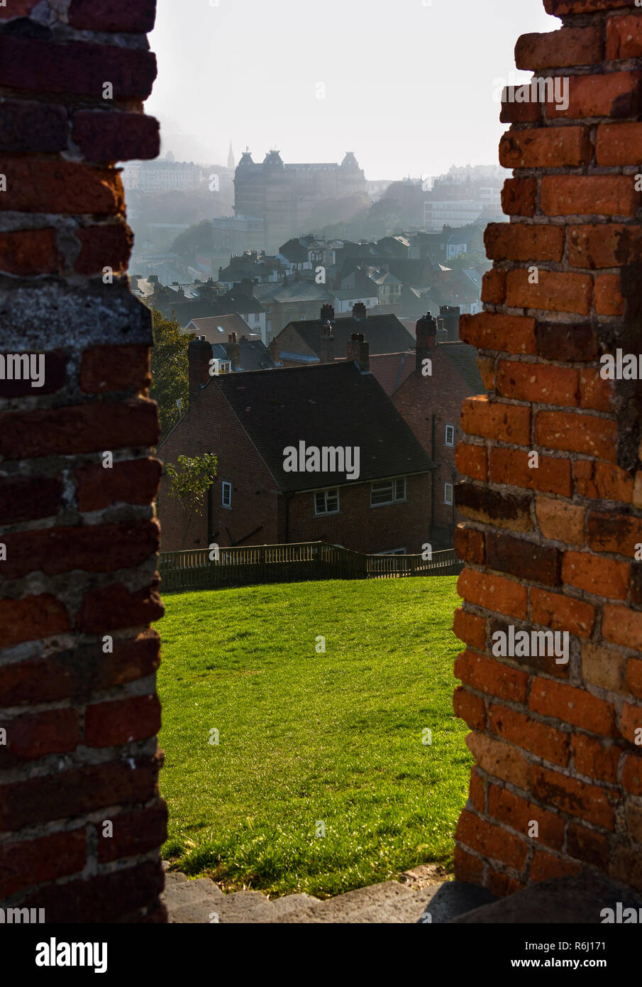 Overlooking wall hi-res stock photography and images - Alamy