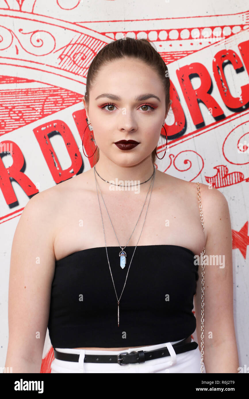 Free2Luv's 'Unstoppable: Tour De Force' Cirque Benefit for Anti ...