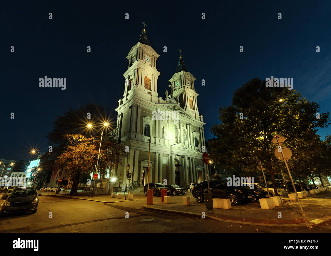 The church in the center of Ostrava, Czech republic. Night foto Stock ...