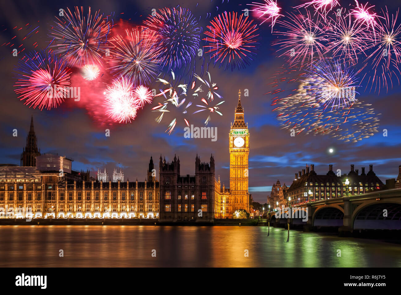 Firework display houses of parliament hi-res stock photography and ...