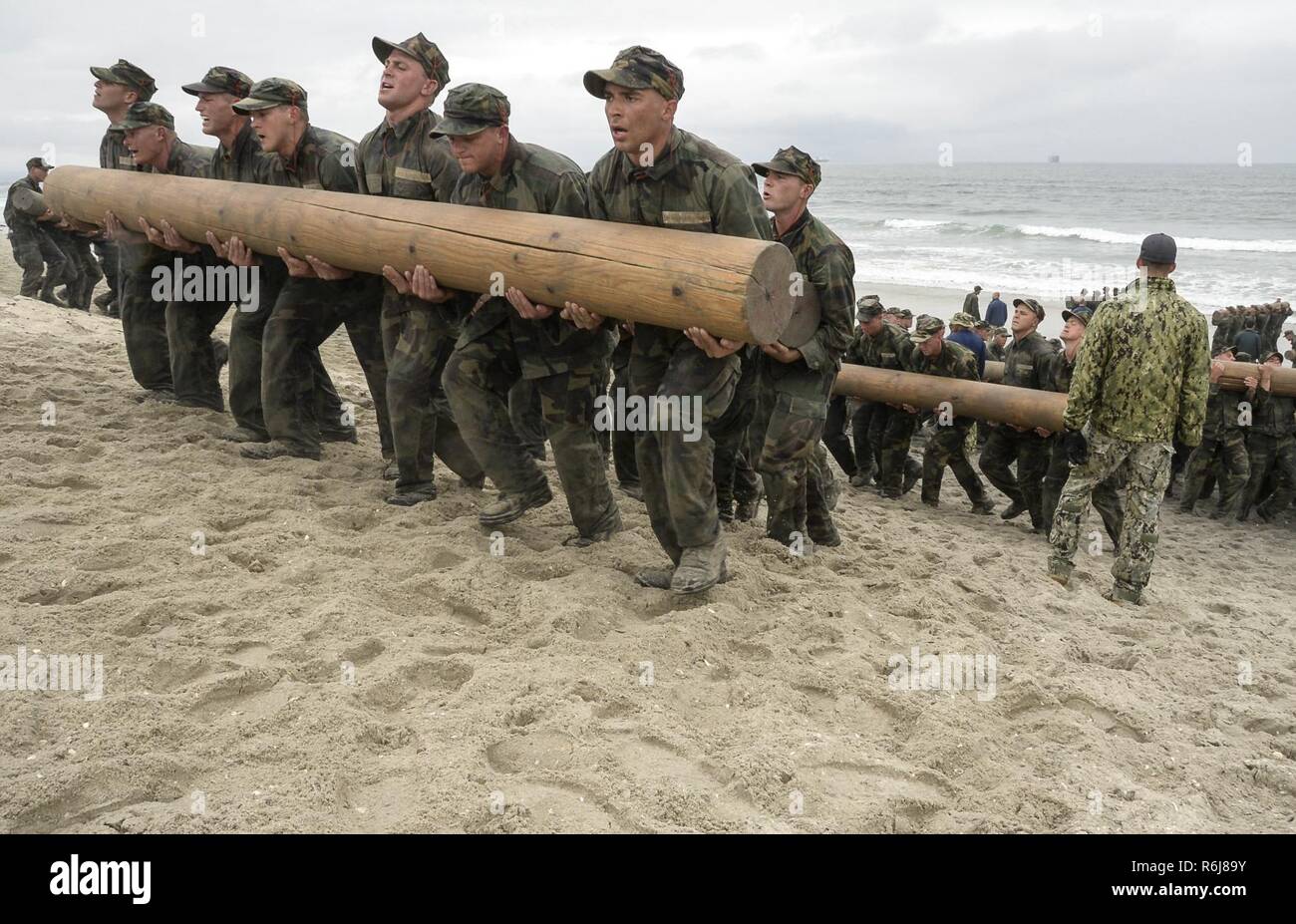 Naval special warfare group 10 hi-res stock photography and images - Alamy