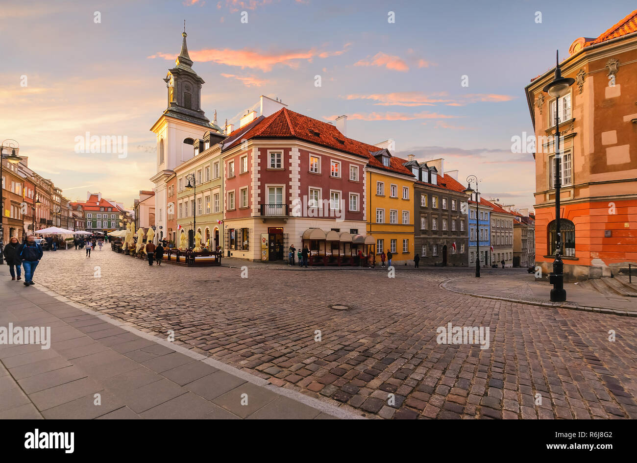 Intersection ancient streets in hi-res stock photography and images - Alamy