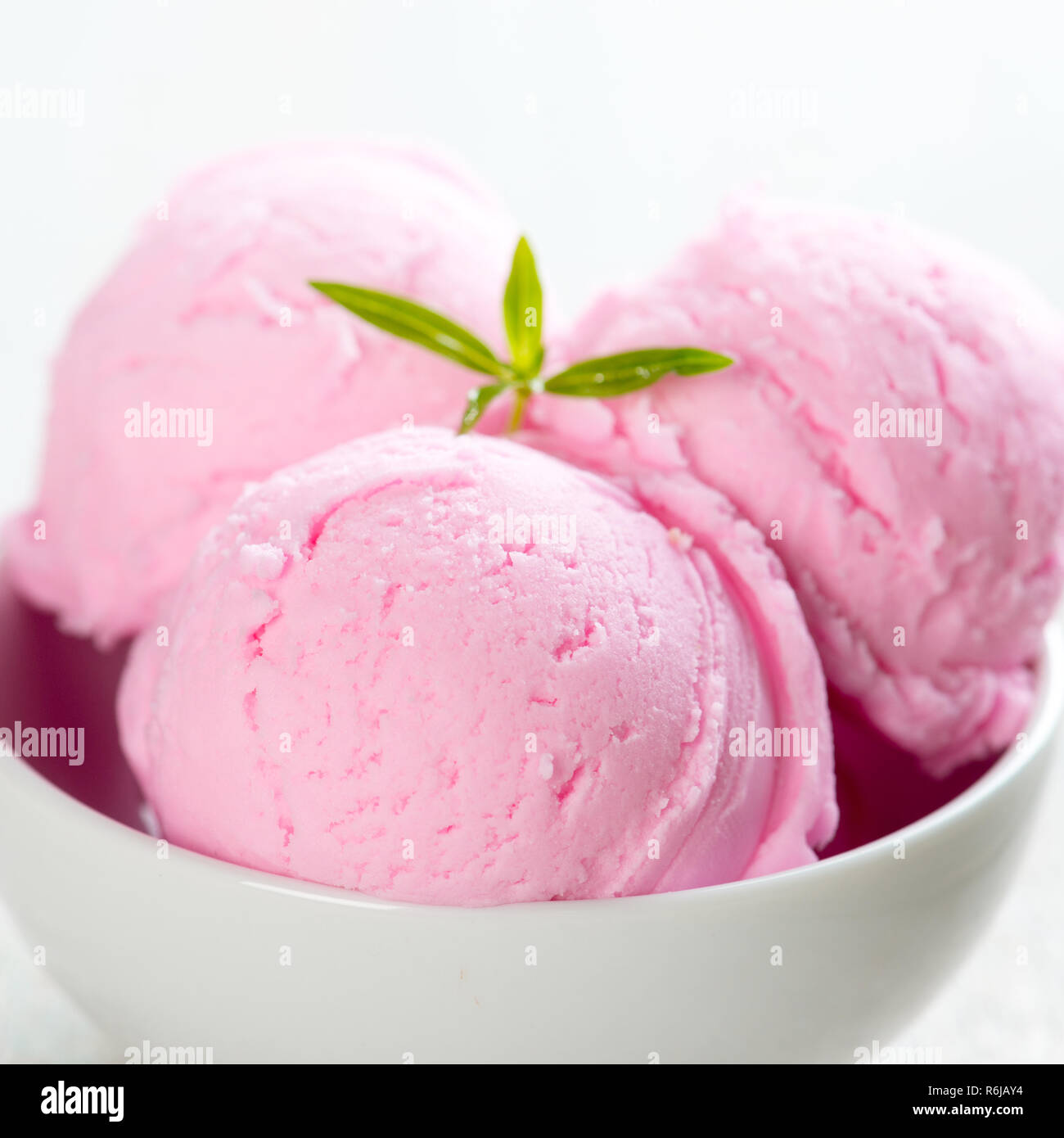 Strawberry ice cream cup Stock Photo - Alamy