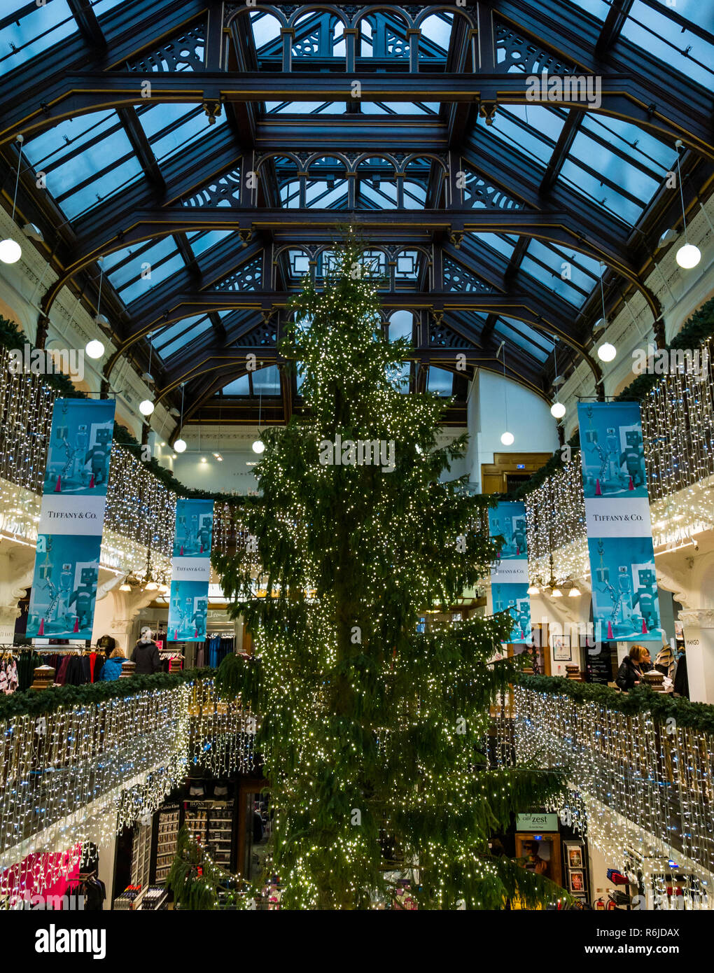 Victorian christmas tree hi-res stock photography and images - Alamy