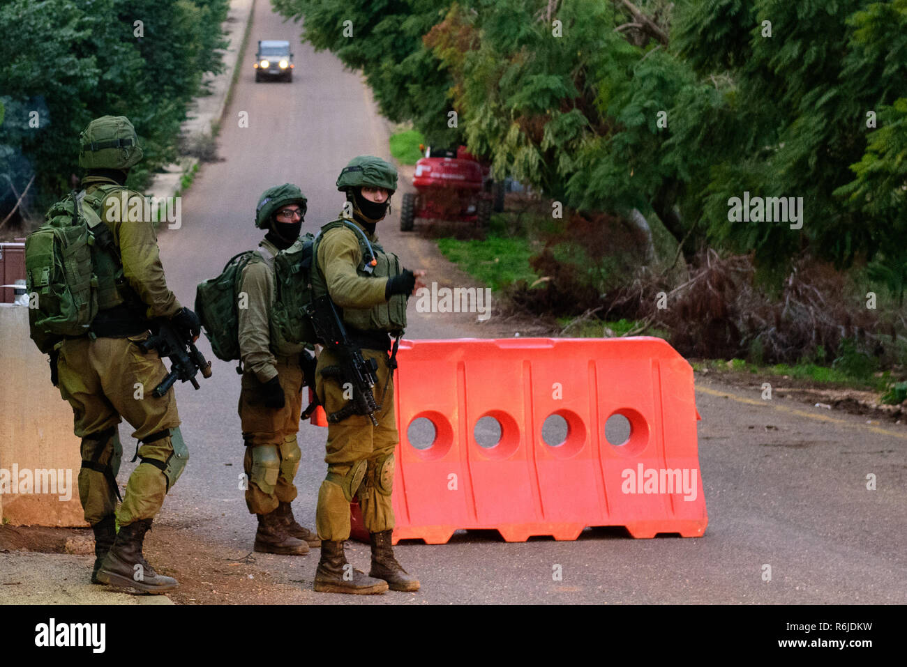 Israel border guard 2018 hi-res stock photography and images - Alamy