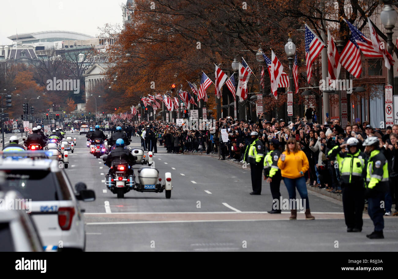 Motorcade u s president george bush hi-res stock photography and images ...