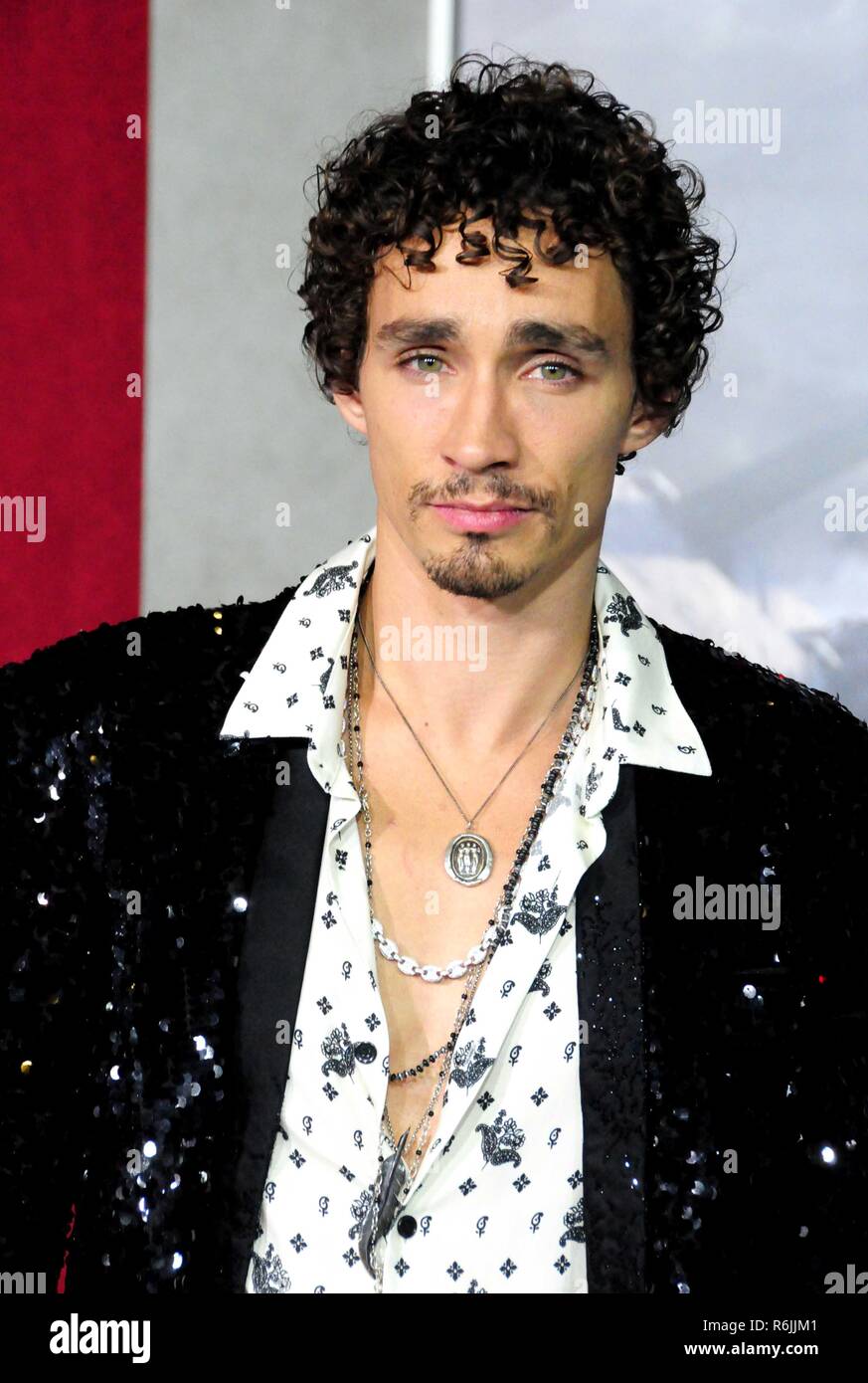 Los Angeles, USA. 05th Dec, 2018. LOS ANGELES, CA - DECEMBER 5: Actor Robert Sheehan attends ...