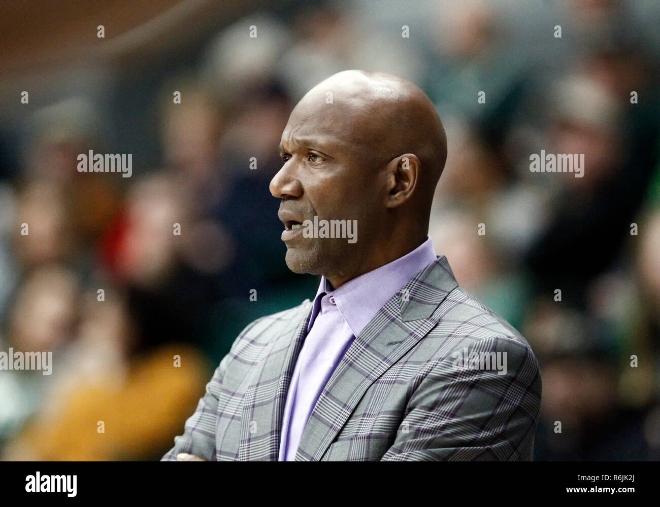 Portland pilots basketball hi-res stock photography and images - Alamy