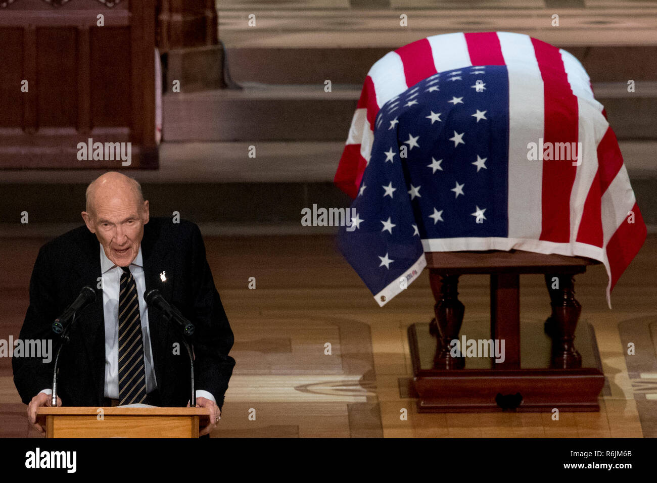 Former Sen. Alan Simpson, R-Wyo, speaks during the State Funeral for ...